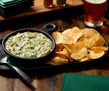 ANCHOR SPINACH & ARTICHOKE DIP | McCain® Foodservice