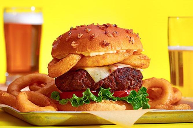Vampire Burger | McCain® Foodservice